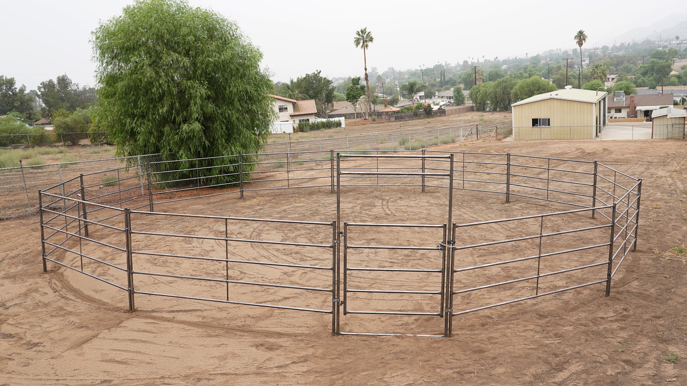 40ft Round Pen (5-Rail) | For Sale | SoCal Fence and Barn | SoCal Fence ...